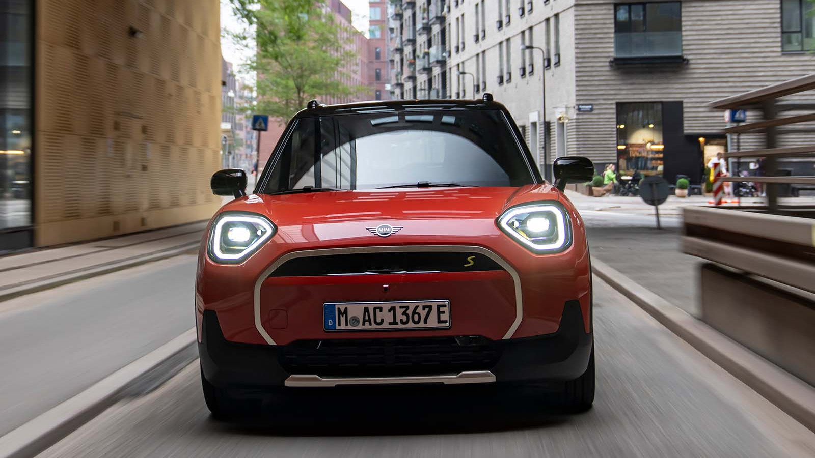 Mini Aceman review: Is this the coolest Mini yet? | Move Electric